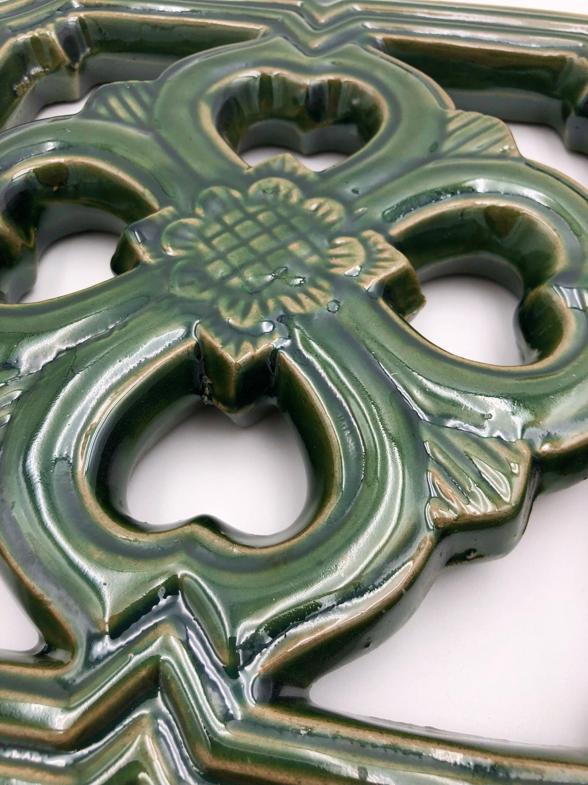 Tiki Jade Breezeway Tile Set of Two, Jade Green – Stroud's Specifics