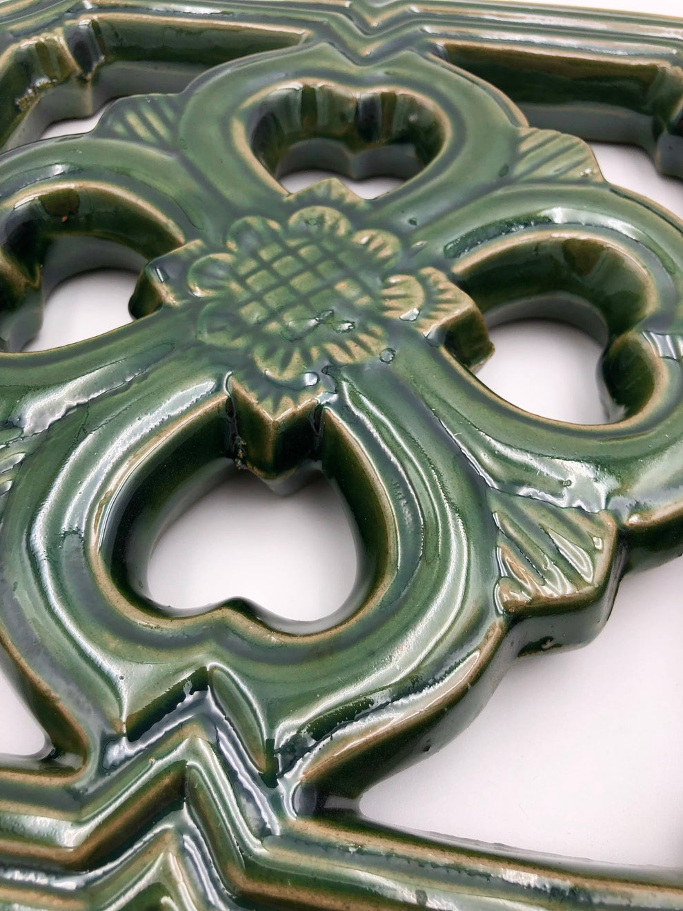 Tiki Jade Breezeway Tile Set of Two, Jade Green – Stroud's Specifics